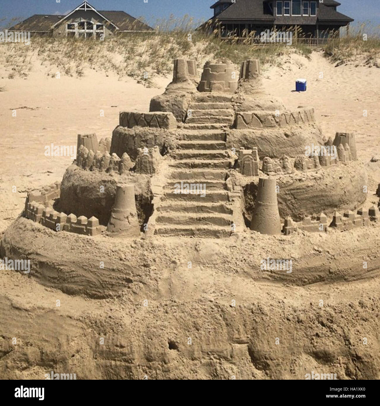 capehatterasnps 14547323570 Summer Sand Castle Stock Photo - Alamy
