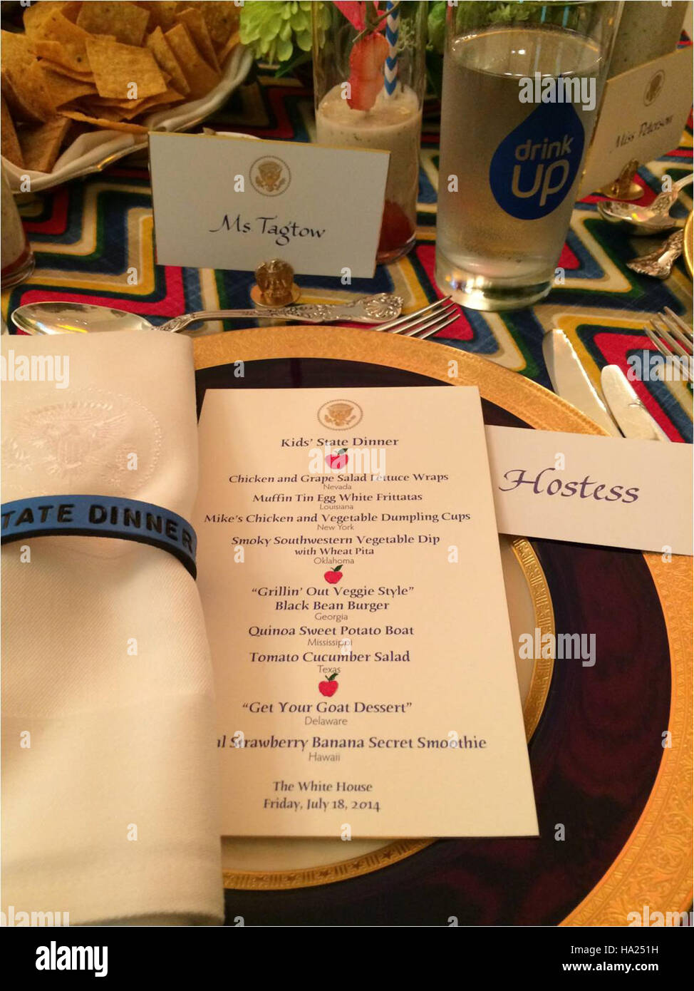 Kids state dinner hi-res stock photography and images - Alamy