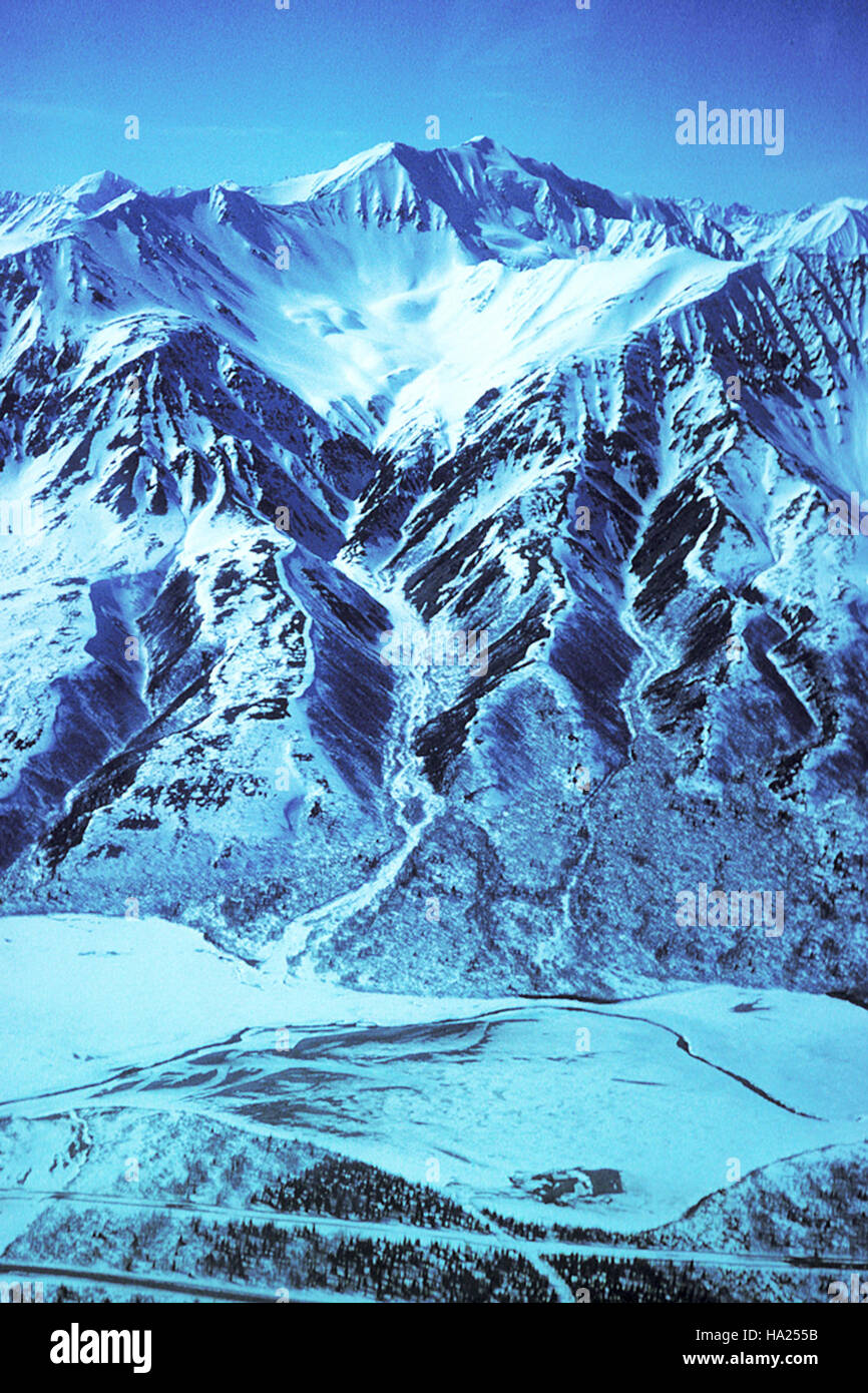 The Alaska Range, viewed from Chickaloon, offers stunning landscapes ...