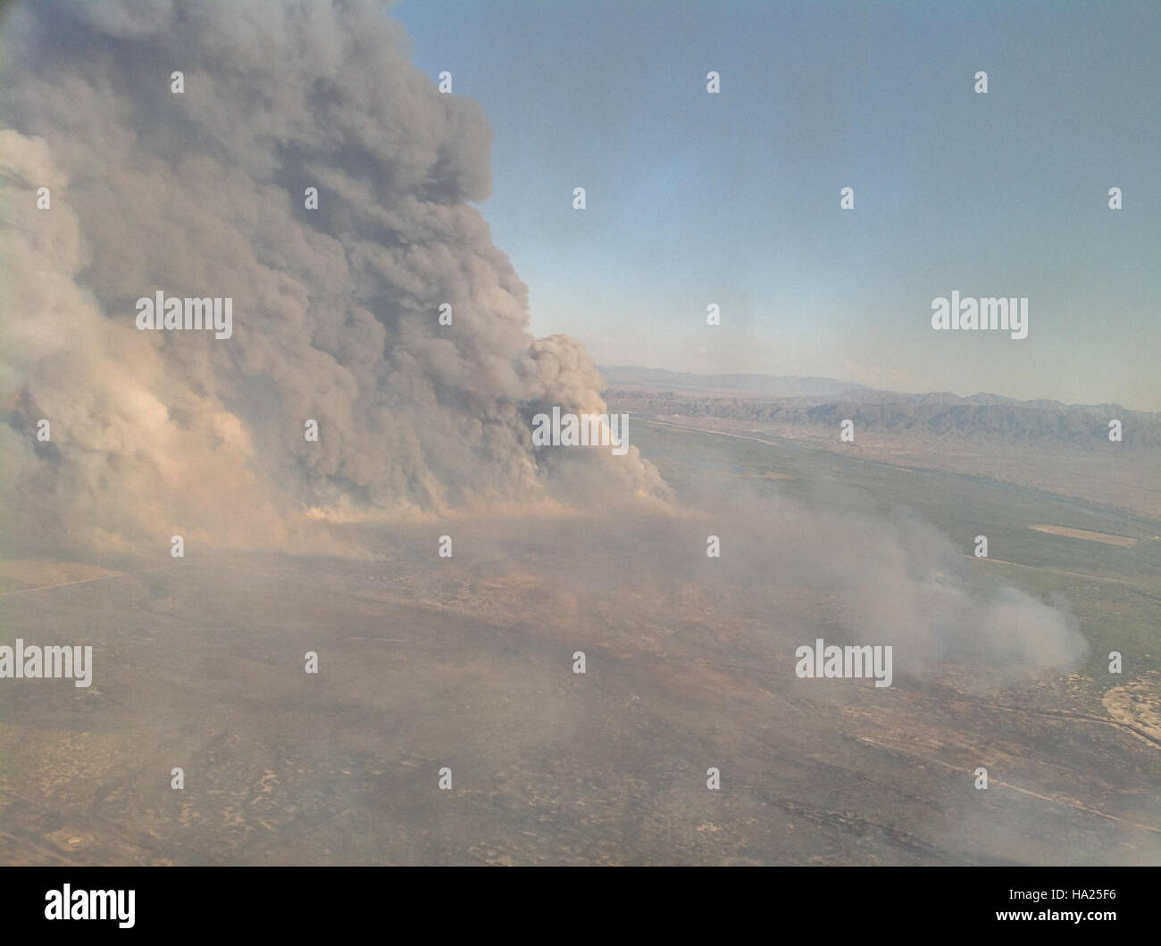 A wildfire in Arizona highlights the challenges of wildfire management ...