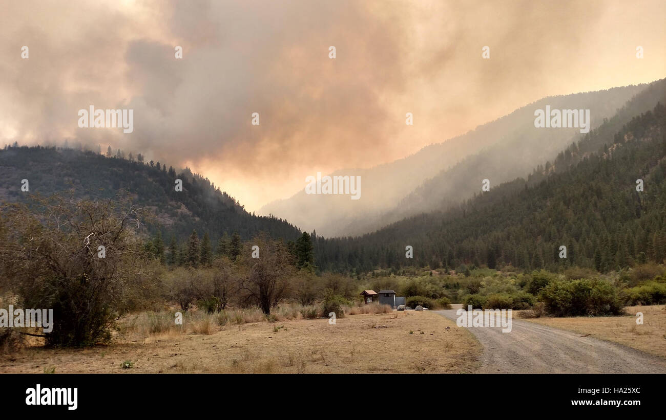 A wildfire burns in Washington, highlighting the challenges of fire ...