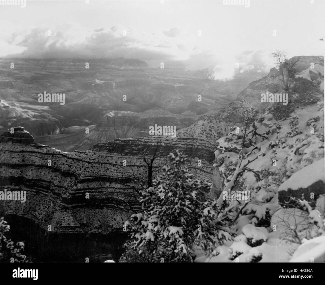 Mather Point, located on the South Rim of the Grand Canyon, offers ...