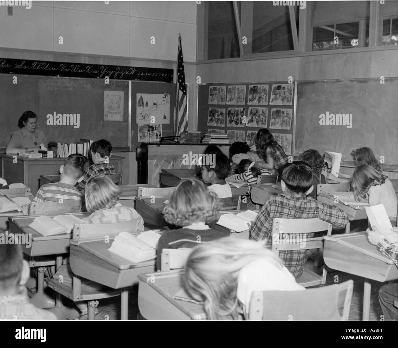 1950s classroom hi-res stock photography and images - Alamy