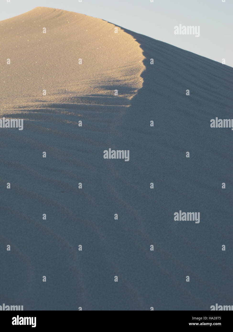 Wavering Edge in a national park showcases its unique geological ...