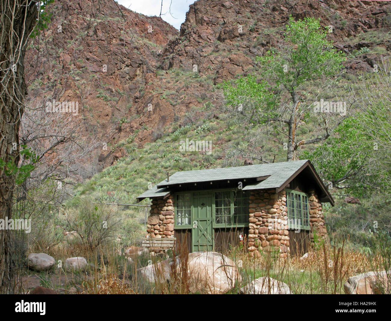Grand canyon phantom ranch cabin hi-res stock photography and images ...
