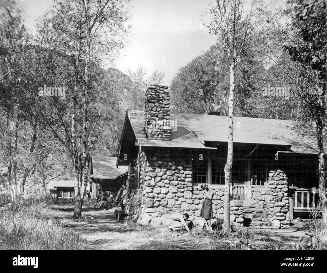 Grand canyon cabins Black and White Stock Photos & Images - Alamy