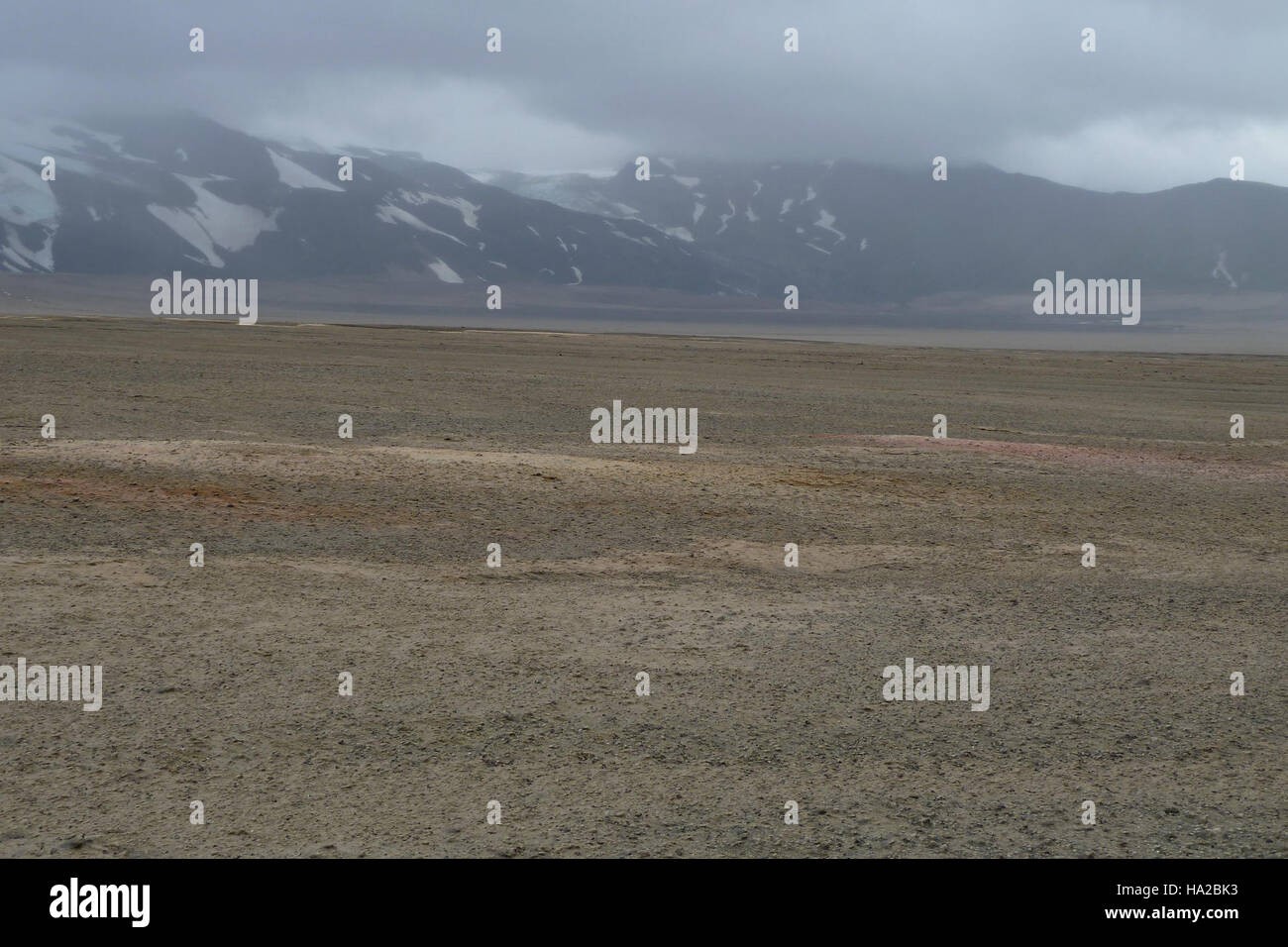 Volcanic eruptions alaska katmai hi-res stock photography and images ...