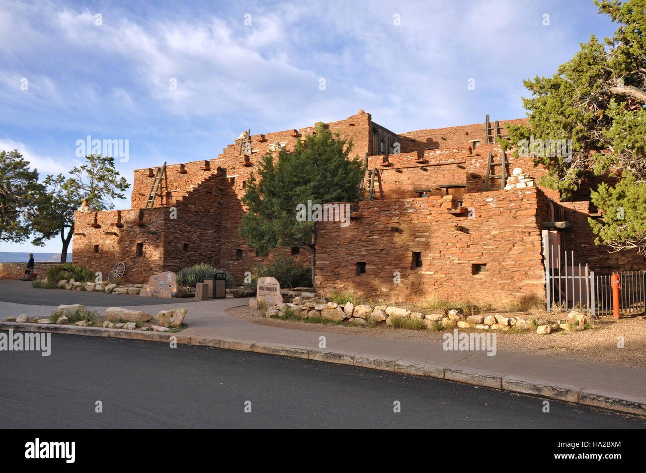 Hopi house hi-res stock photography and images - Alamy