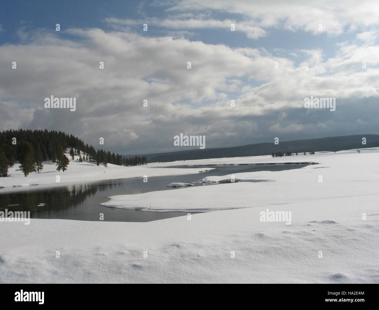 The Yellowstone River, a major waterway in Yellowstone National Park ...
