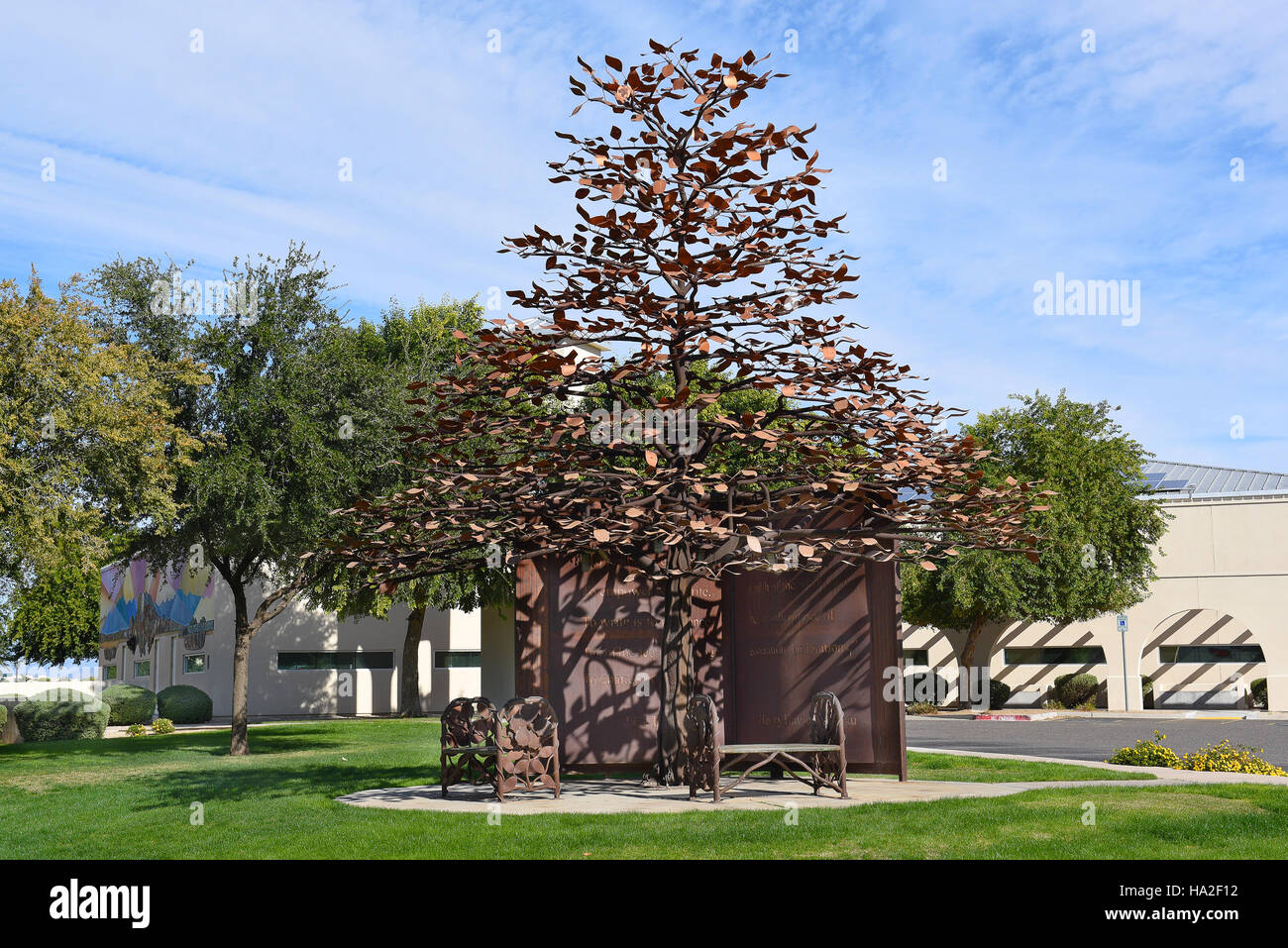 Welded sculpture hi-res stock photography and images - Alamy