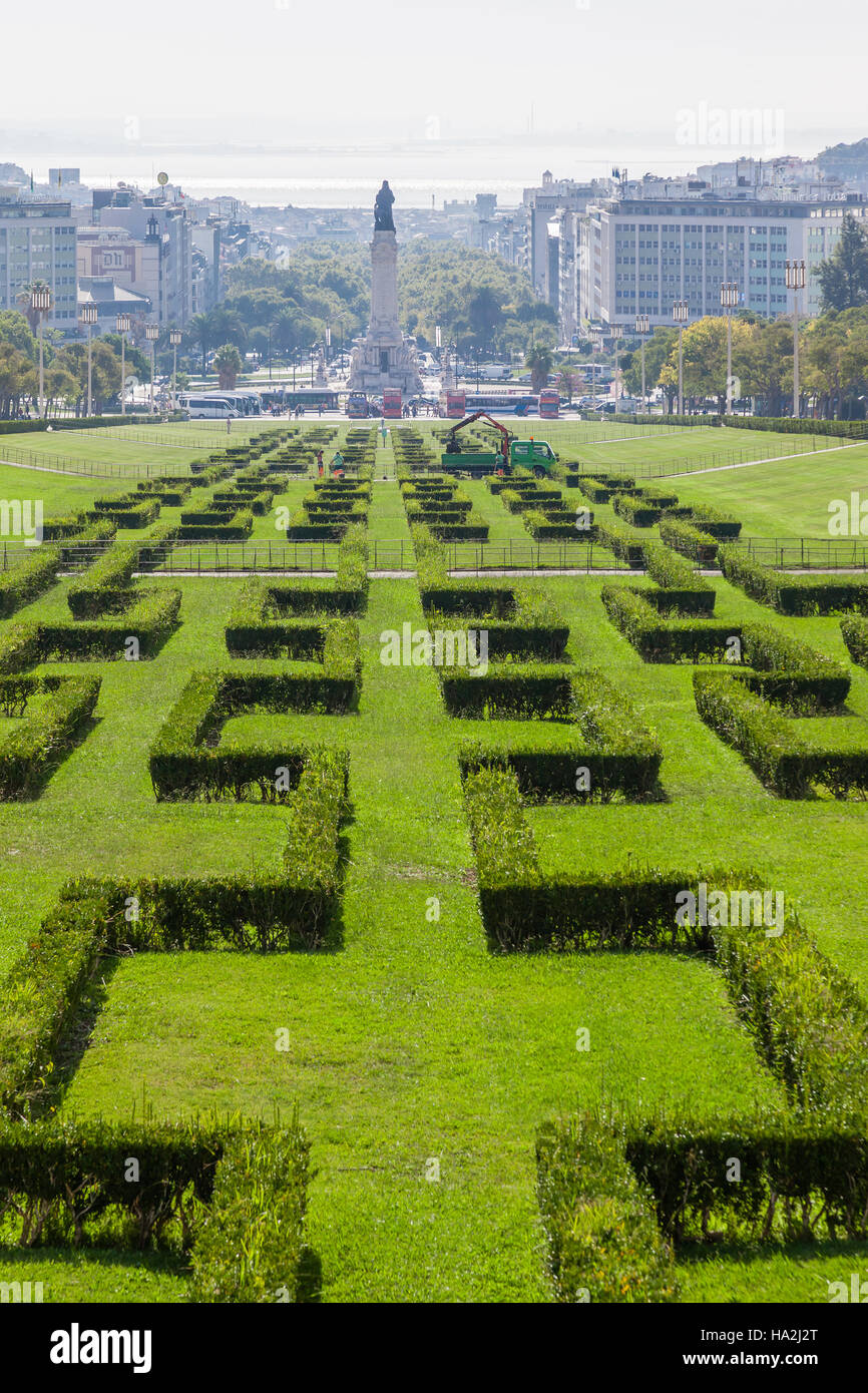 Eduardo VII Park, decorated with hedges. City center and downtown view ...