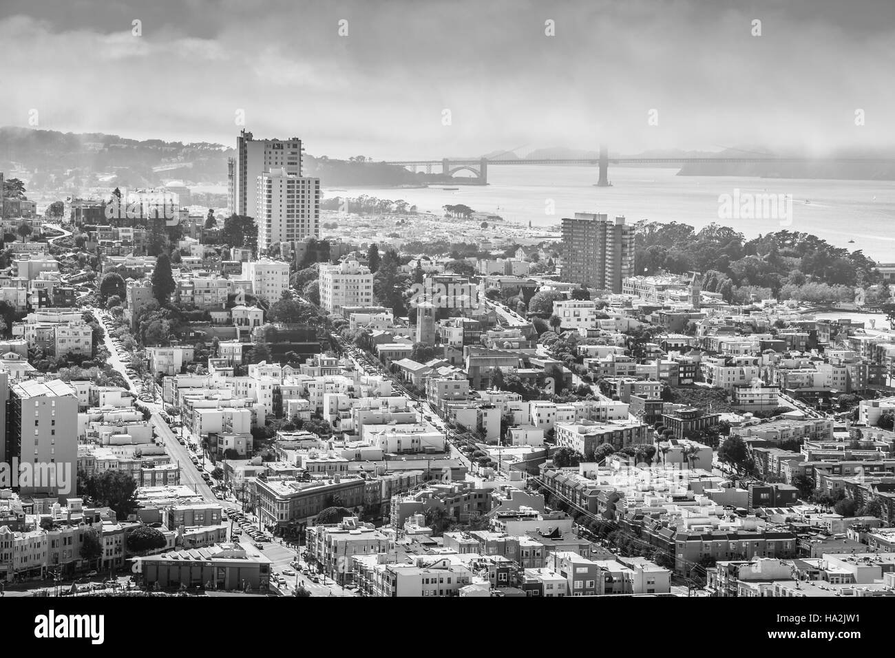 Panorama san francisco skyline Black and White Stock Photos & Images ...