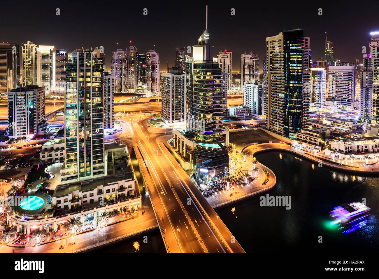 Dubai sky nighttime hi-res stock photography and images - Alamy