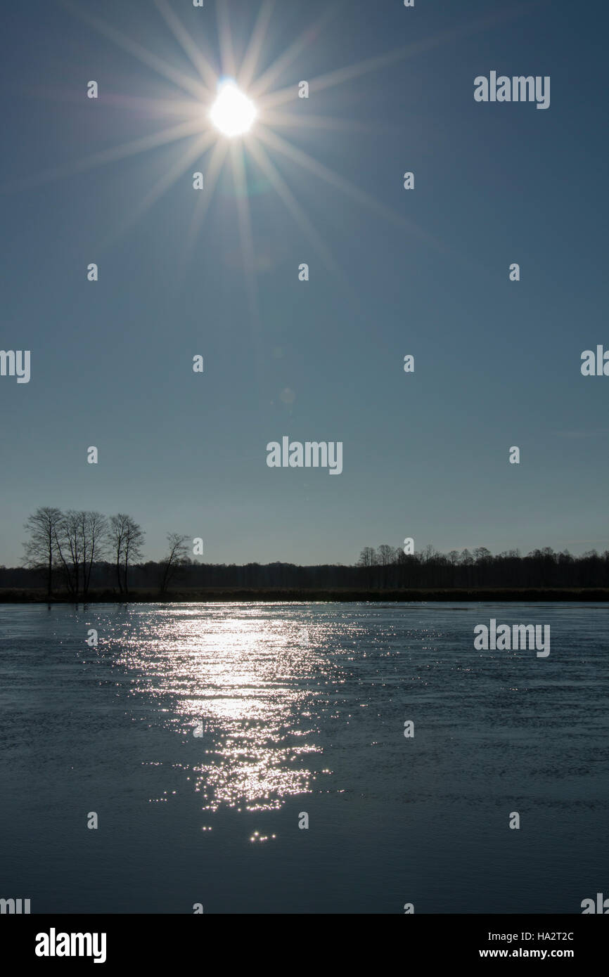 Reflection of morning sun Stock Photo - Alamy