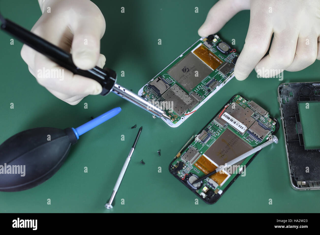 phone repair chip Stock Photo - Alamy