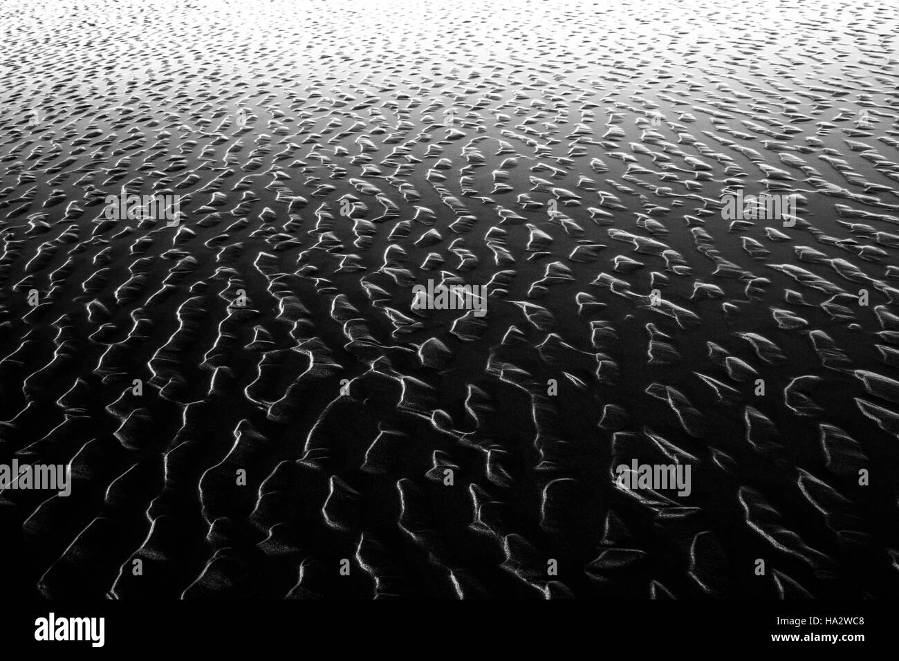 Abstract ridges ripples hi-res stock photography and images - Alamy
