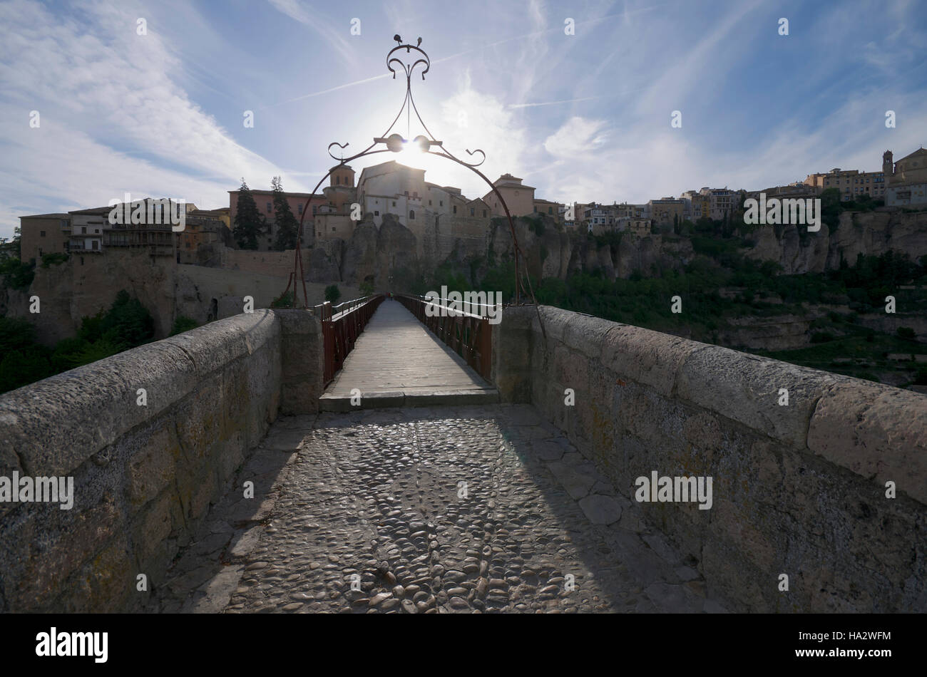 Cuenca rio huecar puente de san pablo hi-res stock photography and ...