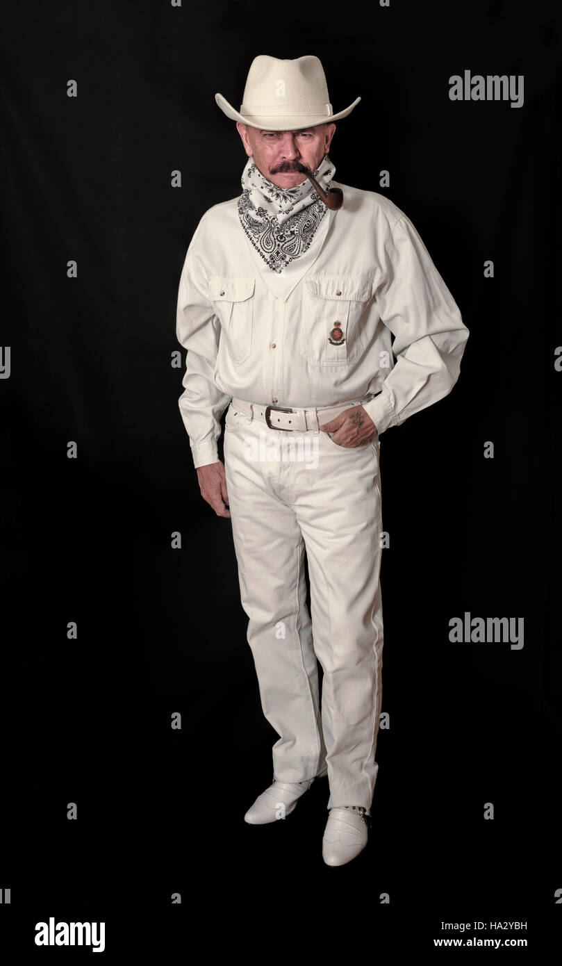 Cowboy smoking a pipe hi-res stock photography and images - Alamy