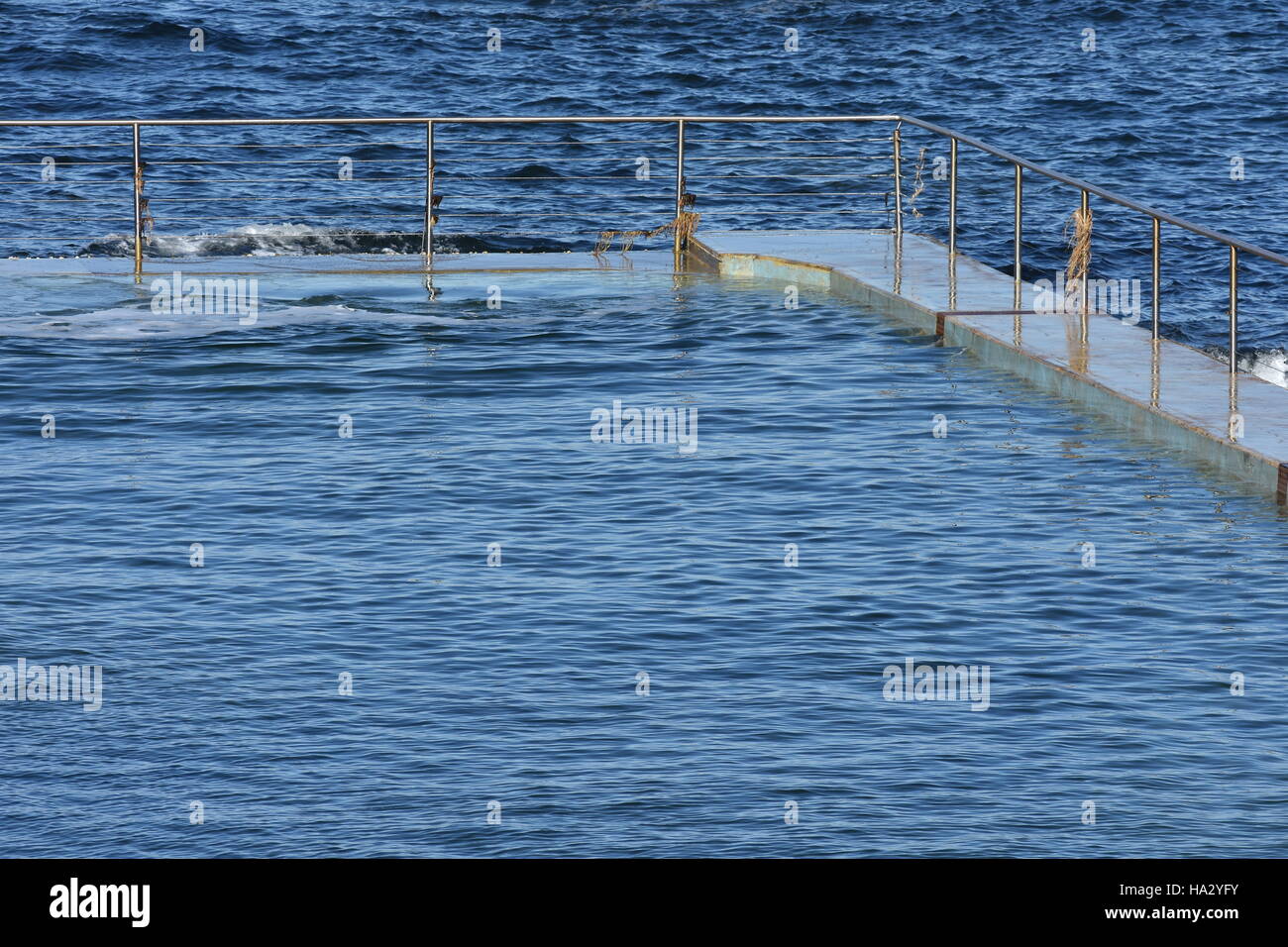 Man made sea wall barrier hi-res stock photography and images - Alamy