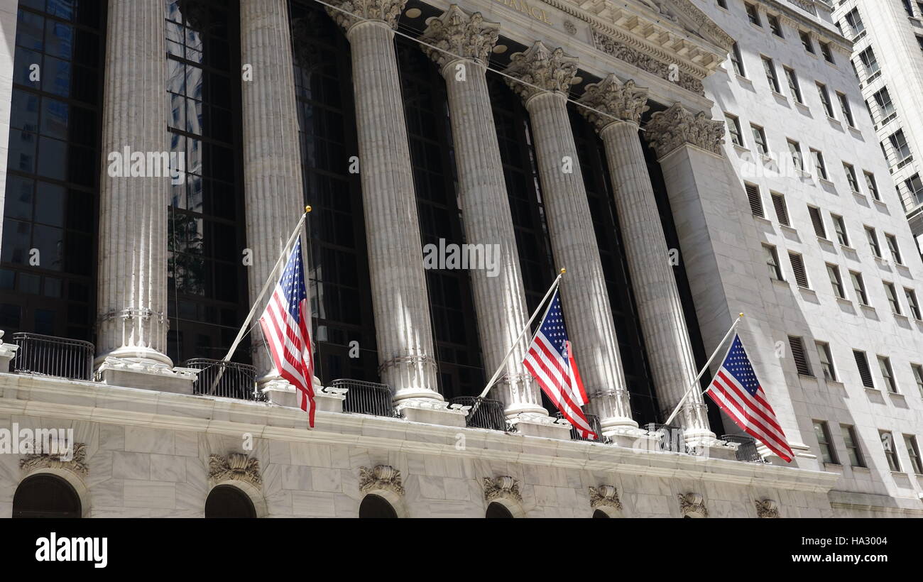 Stock market building hi-res stock photography and images - Alamy