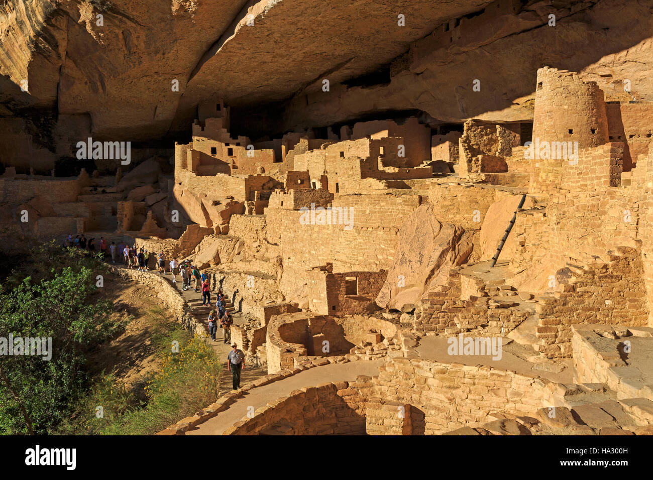 Cliff palace mesa verde national park hi-res stock photography and ...