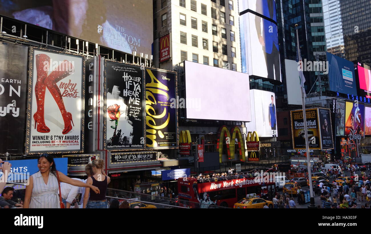 Urban Ads And Billboards Stock Photo - Alamy