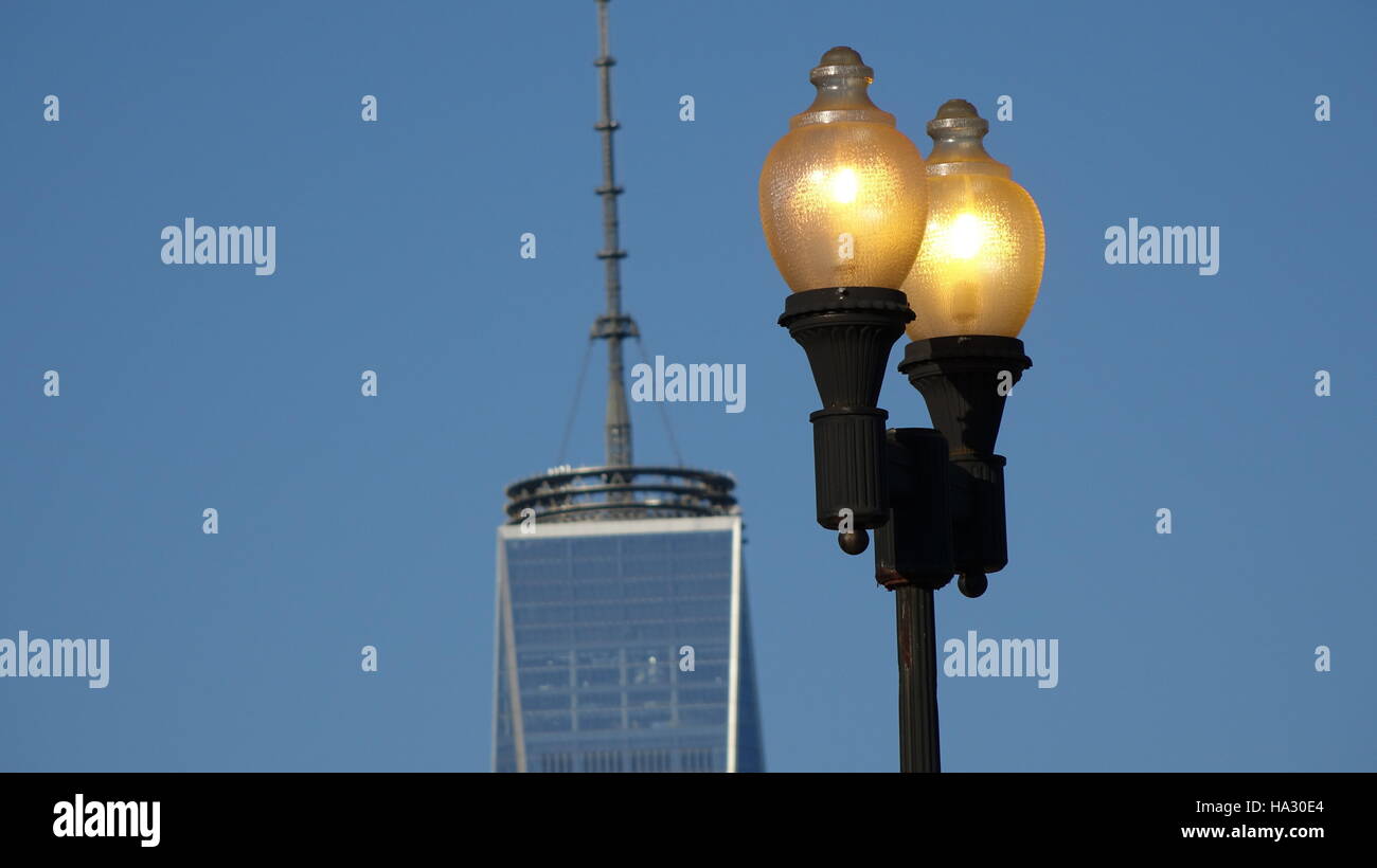 Freedom Tower And Street Light Stock Photo - Alamy