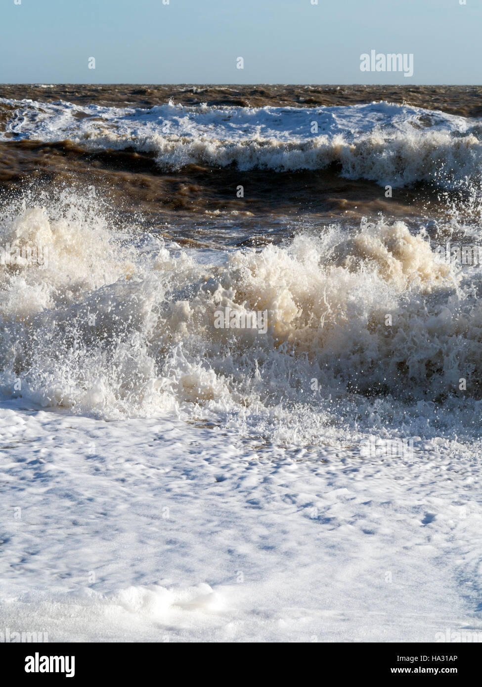 Heavy winds hi-res stock photography and images - Alamy