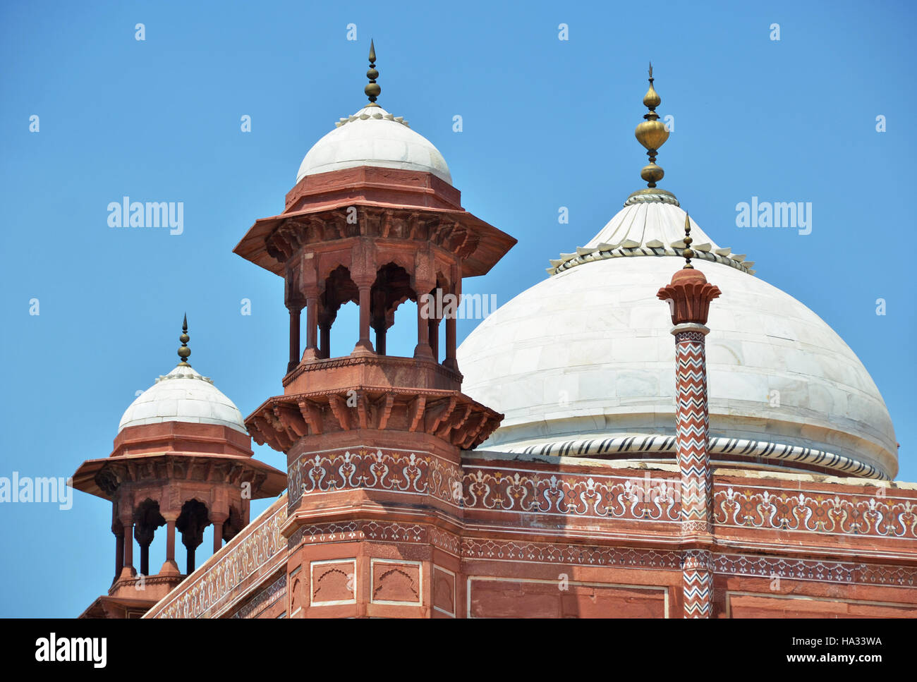 Taj mosque in Taj Mahal complex. Agra, India Stock Photo - Alamy