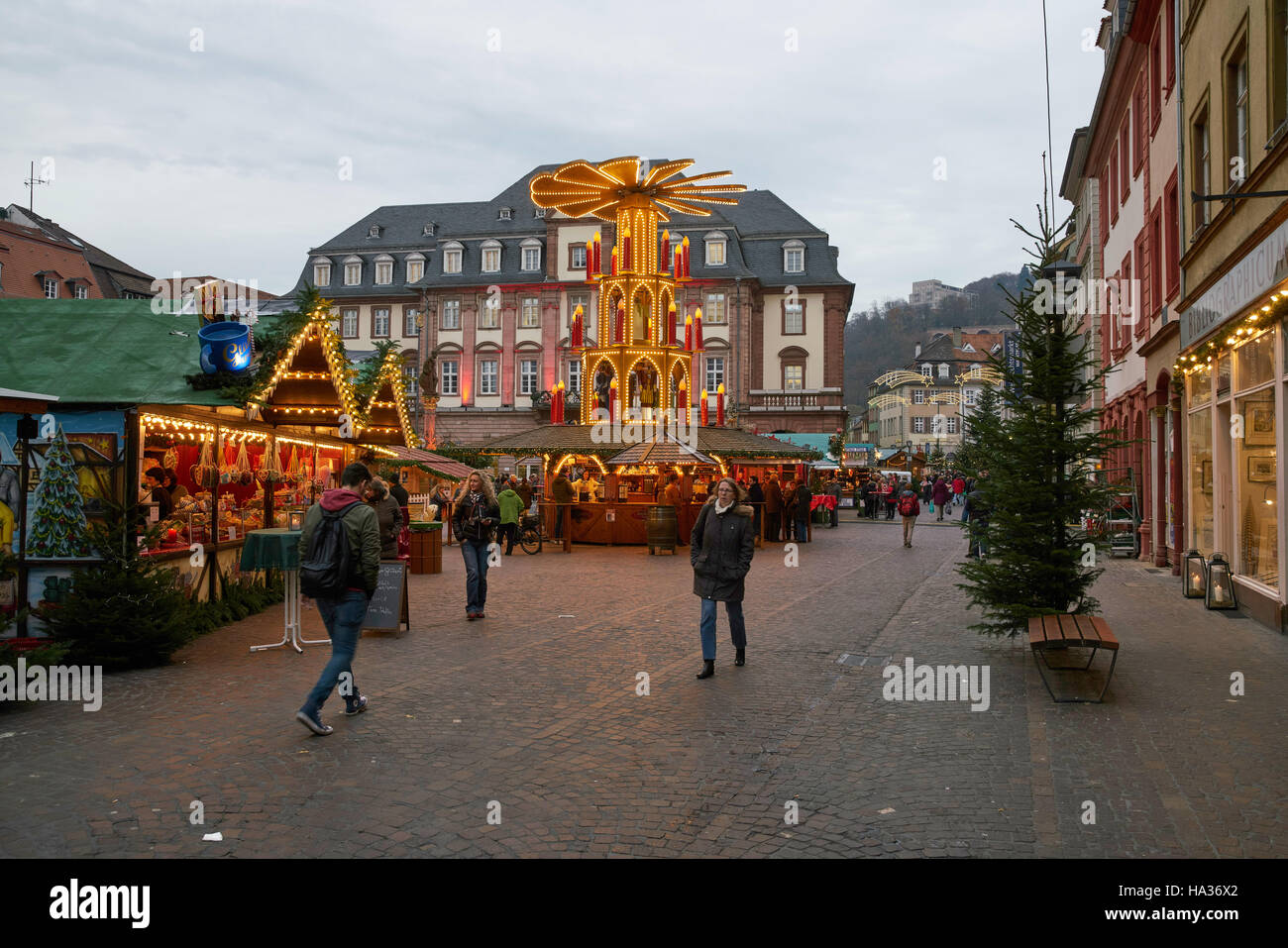 Christmas Market in the German city of Heidelberg Stock Photo - Alamy