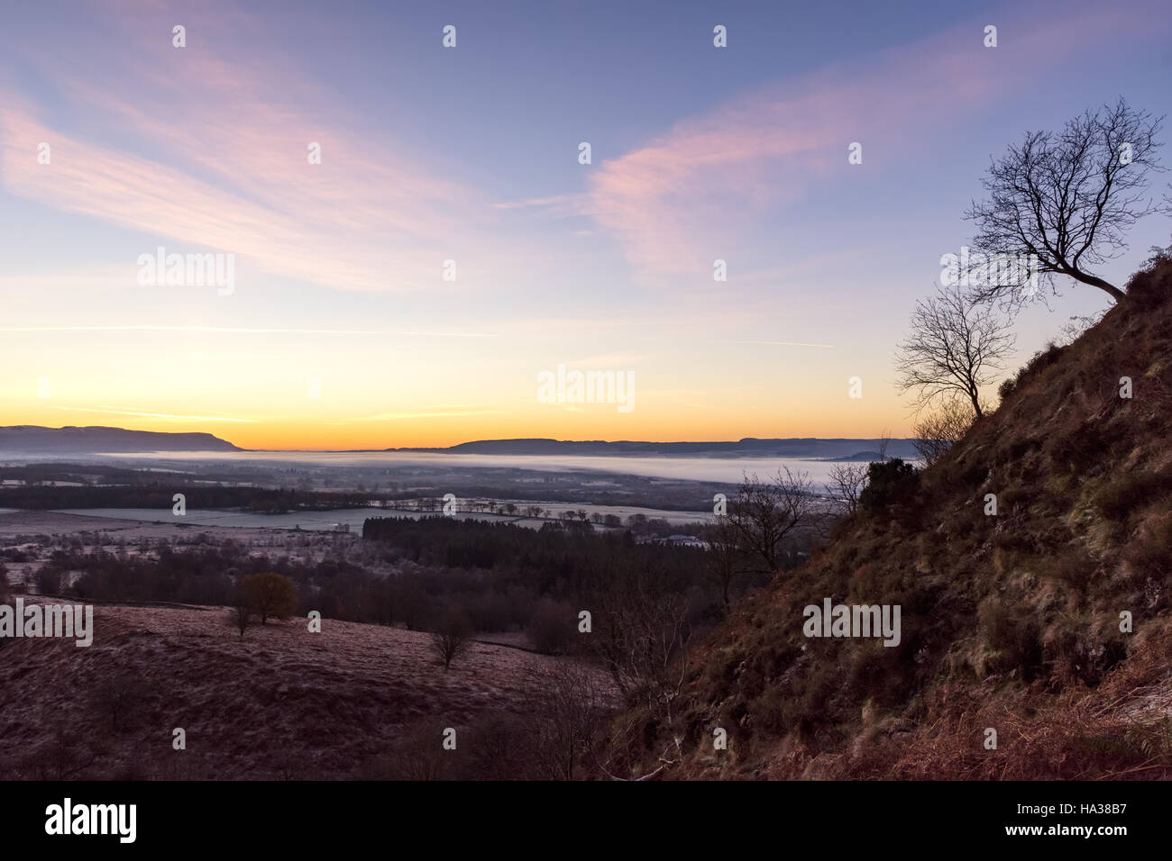 Conic hill sunset hi-res stock photography and images - Alamy