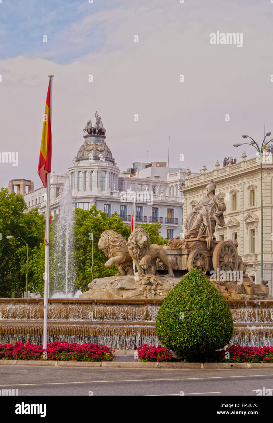 Spain, Madrid, Plaza de Cibeles, view of the Cibeles Fountain Stock ...