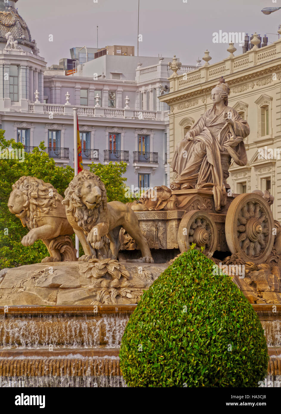 Spain, Madrid, Plaza de Cibeles, view of the Cibeles Fountain Stock ...