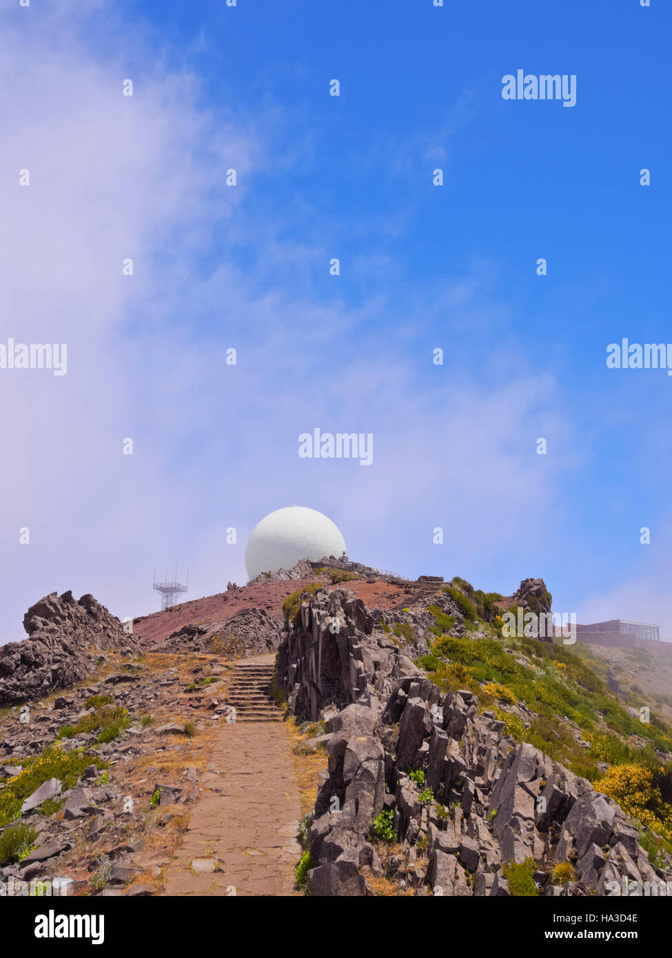 Observatory pico arieiro madeira hi-res stock photography and images ...