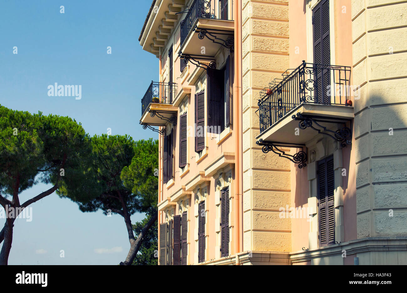 Side view of a traditional residential building showing Italian ...