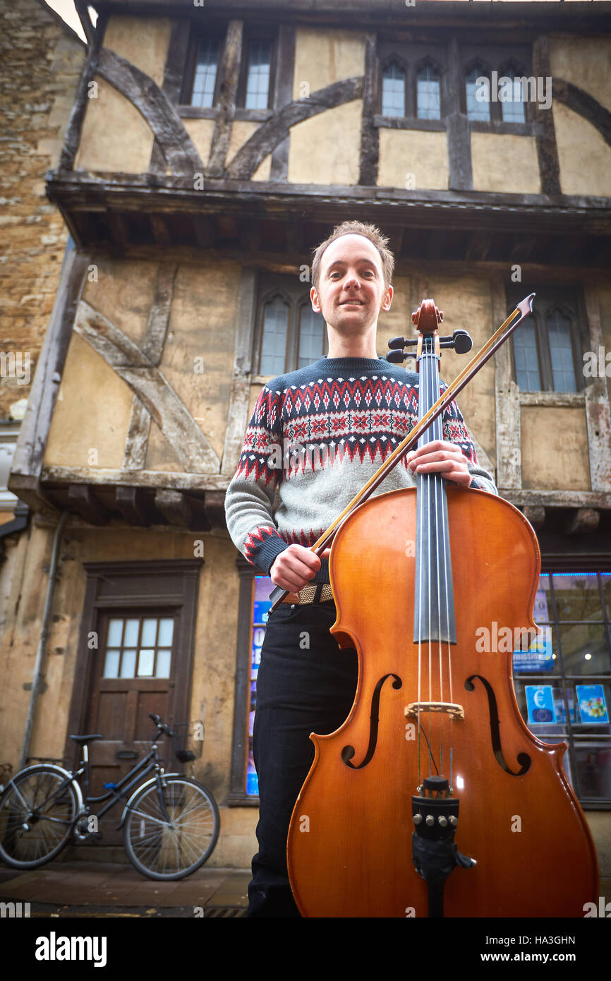 Jon ouin hi-res stock photography and images - Alamy