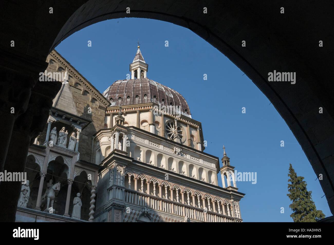 Colleoni chapel, Piazza Vecchia Old town Bergamo, Italy Stock Photo - Alamy