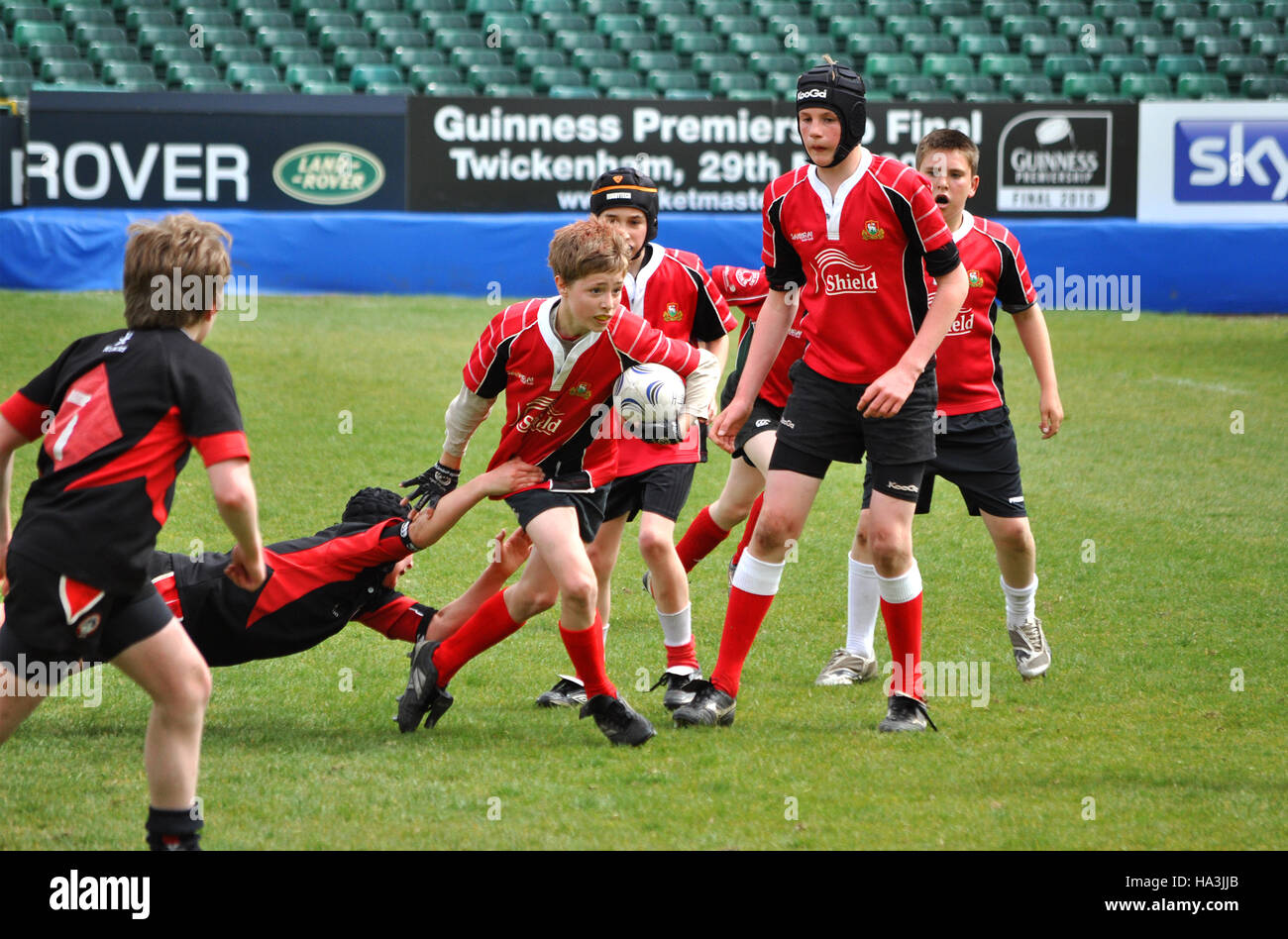 Schoolboy rugby match hi-res stock photography and images - Alamy