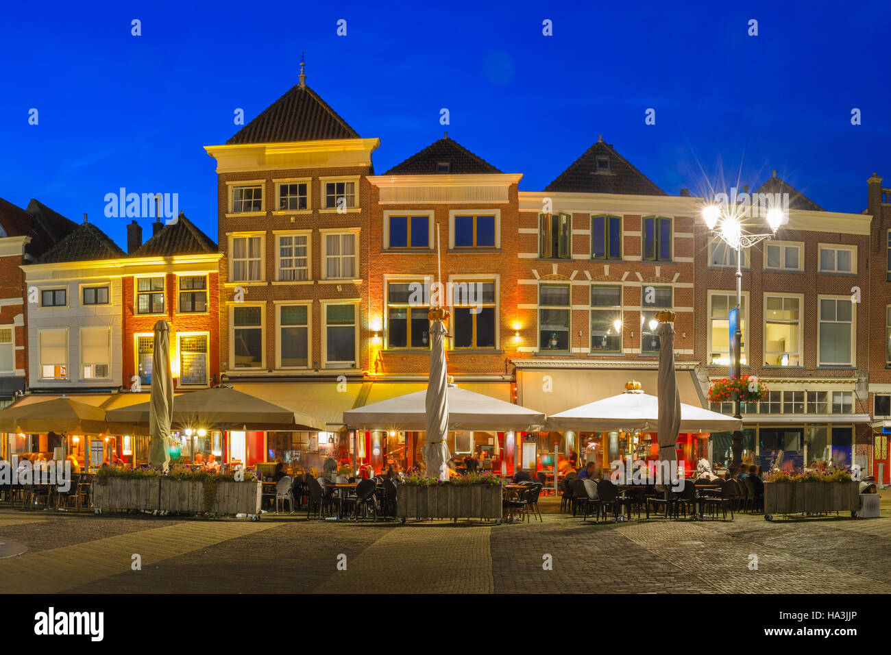 Markt square at night in Delft, Netherlands Stock Photo - Alamy