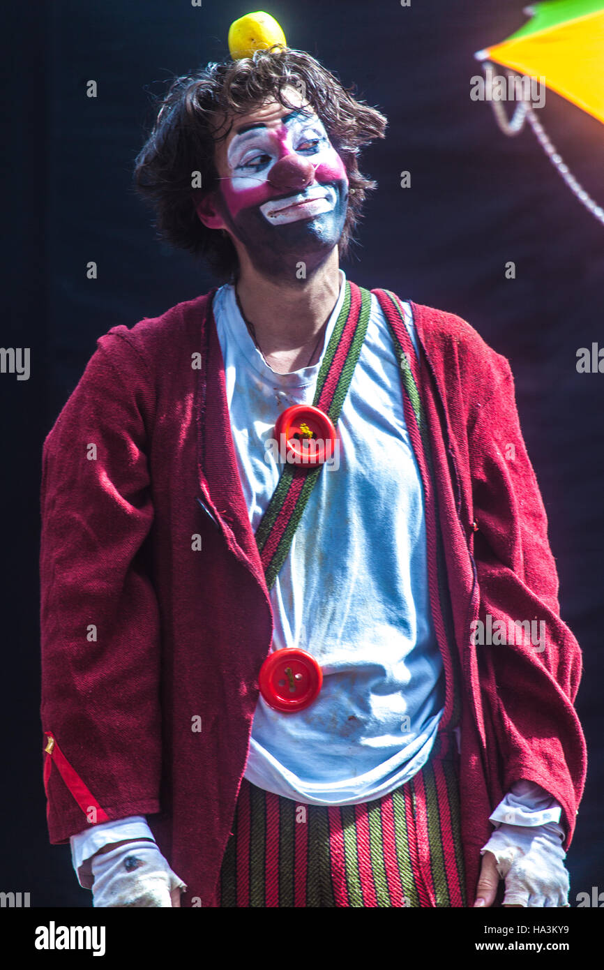 clown performance during the Clownbaret festival Stock Photo - Alamy