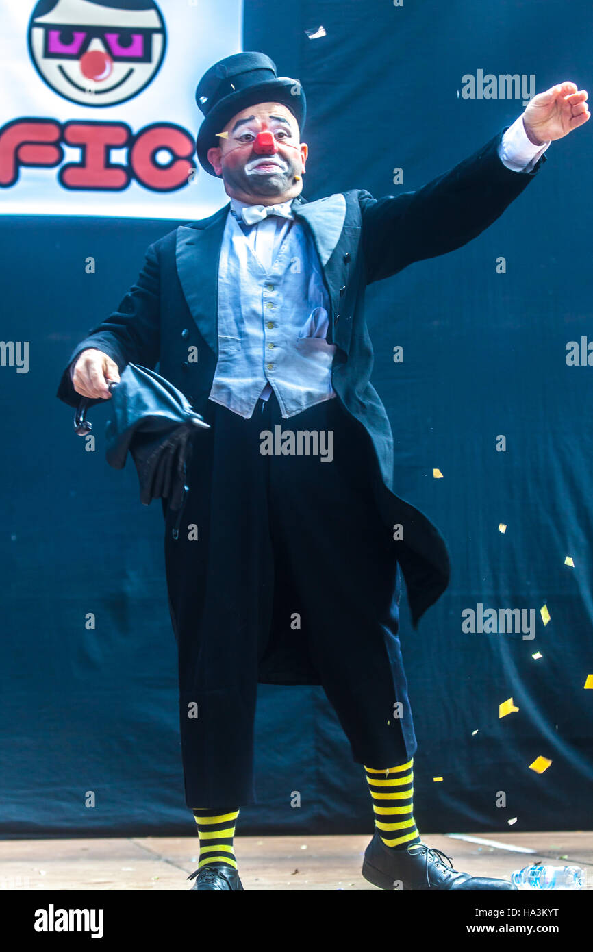 clown performance during the Clownbaret festival Stock Photo - Alamy