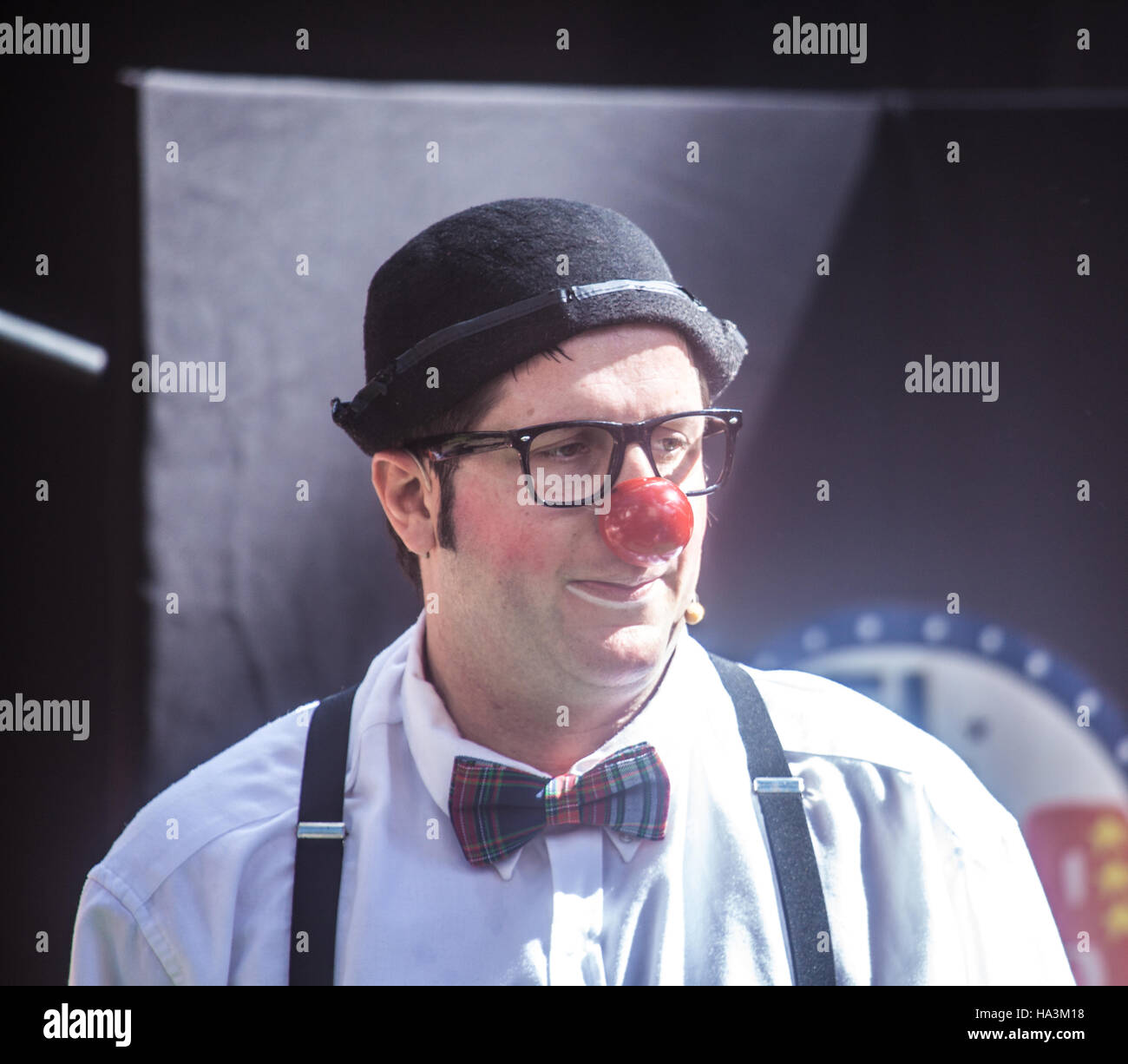 clown performance during the Clownbaret festival Stock Photo - Alamy
