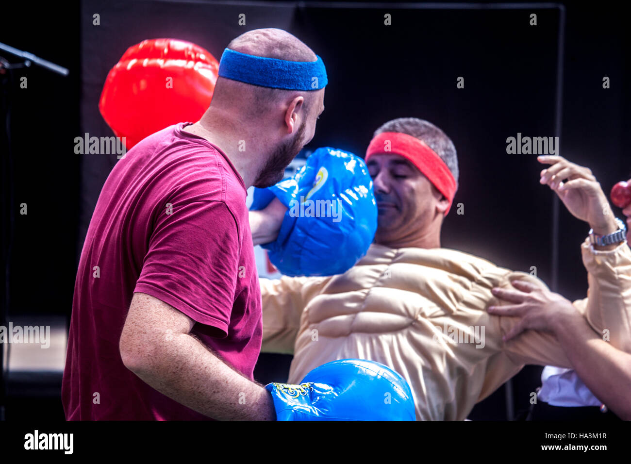 clown performance during the Clownbaret festival Stock Photo - Alamy