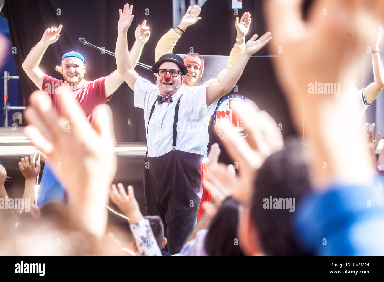 clown performance during the Clownbaret festival Stock Photo - Alamy