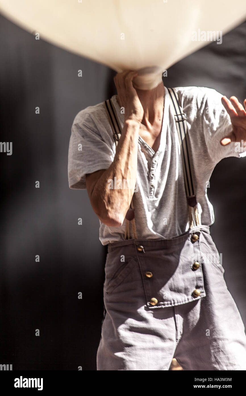 clown performance during the Clownbaret festival Stock Photo - Alamy