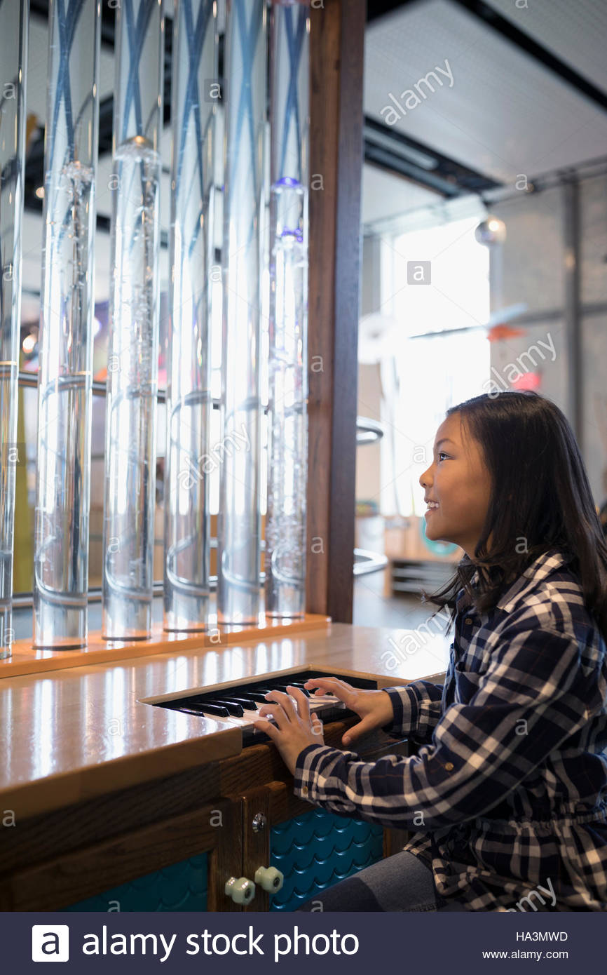 Interactive exhibit hi-res stock photography and images - Alamy