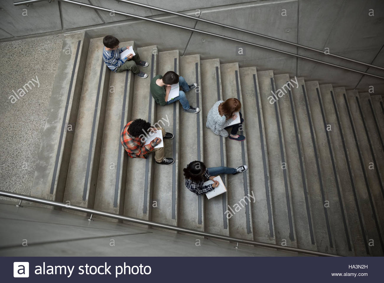 Children drawing hi-res stock photography and images - Alamy