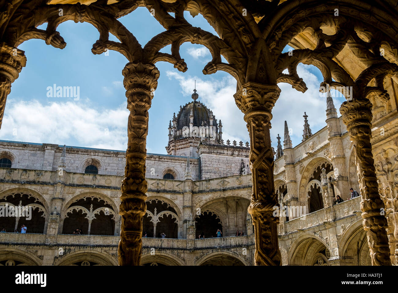 Interior of Hieronymites Monastery (Mosteiro dos Jeronimos), Lisbon ...