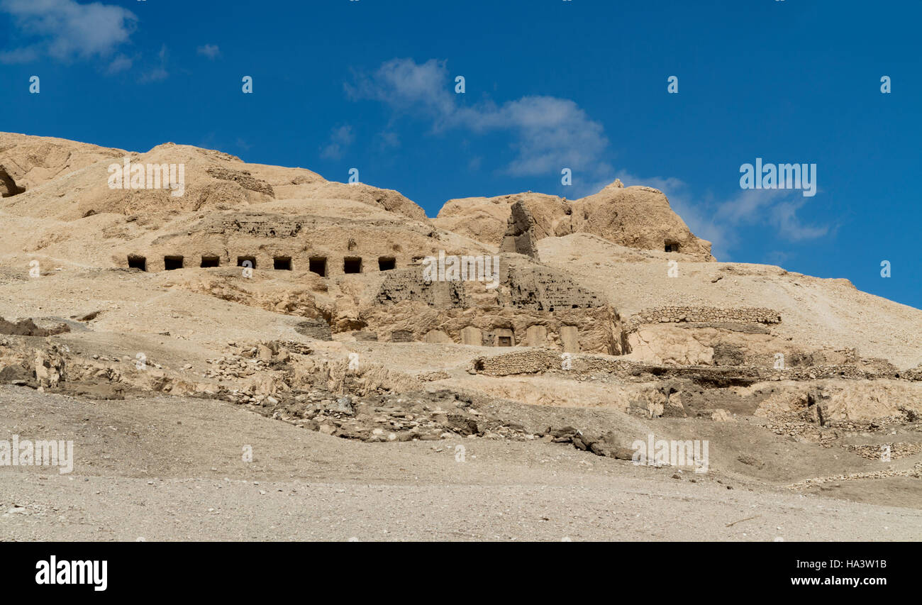 Saff tombs hi-res stock photography and images - Alamy