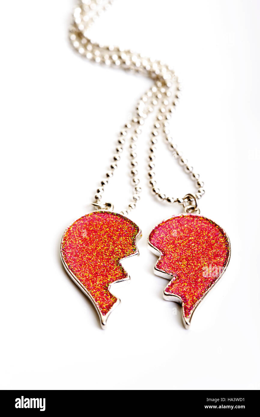 Broken heart cutout hi-res stock photography and images - Alamy